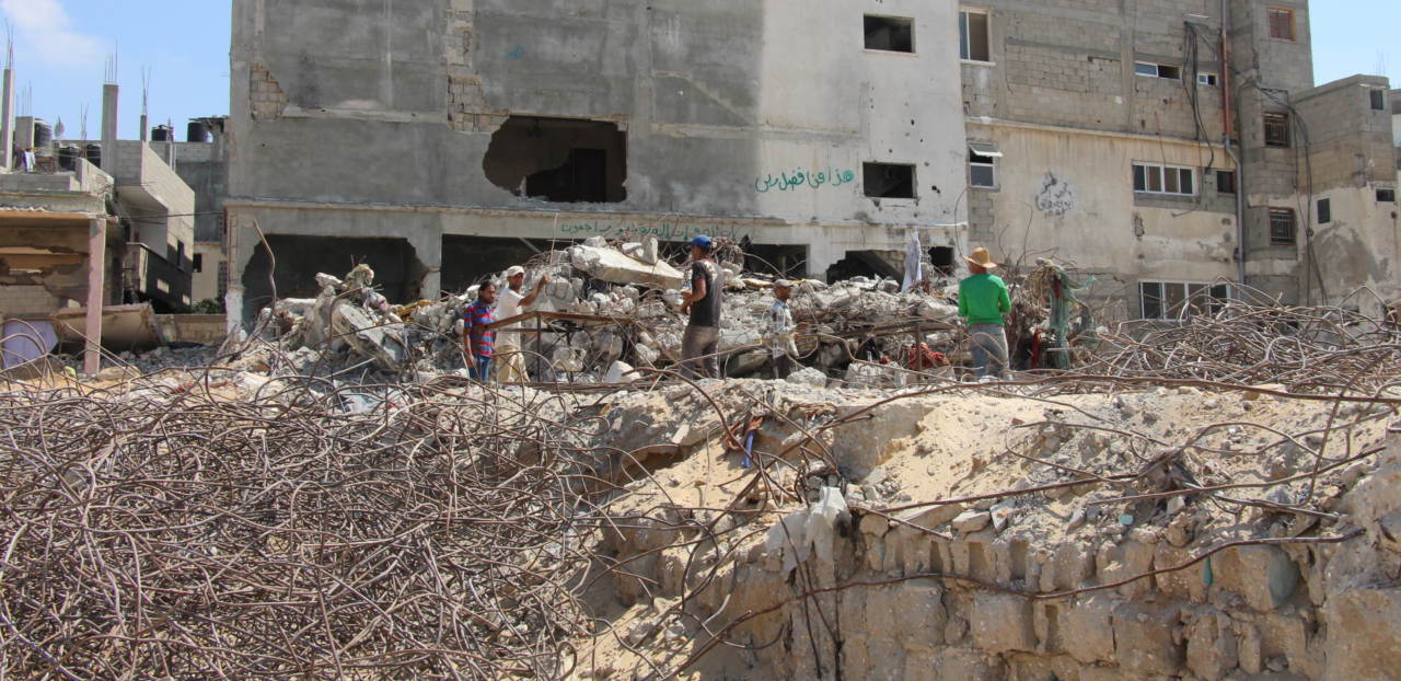 Palestine: MSF helps hospitals and volunteers prepare for casualties ...