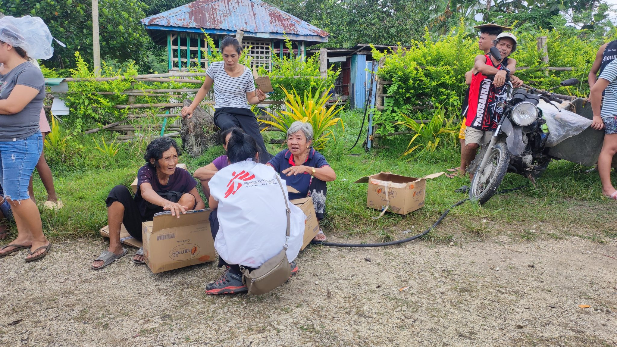Philippines: Typhoon Kalmaegi emergency response in Cebu - Médecins ...